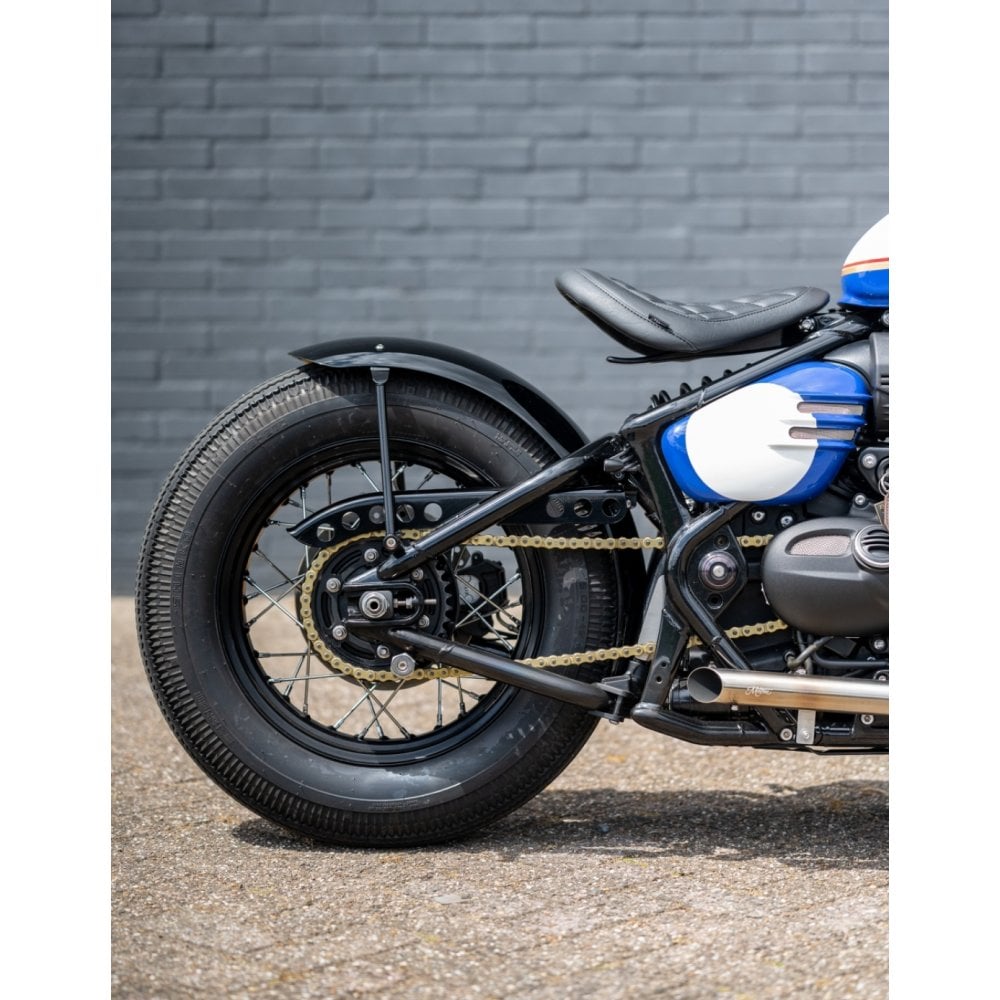 Motone CUTLASS - Triumph Bobber Chain Guard - Gloss Black – Lossa ...