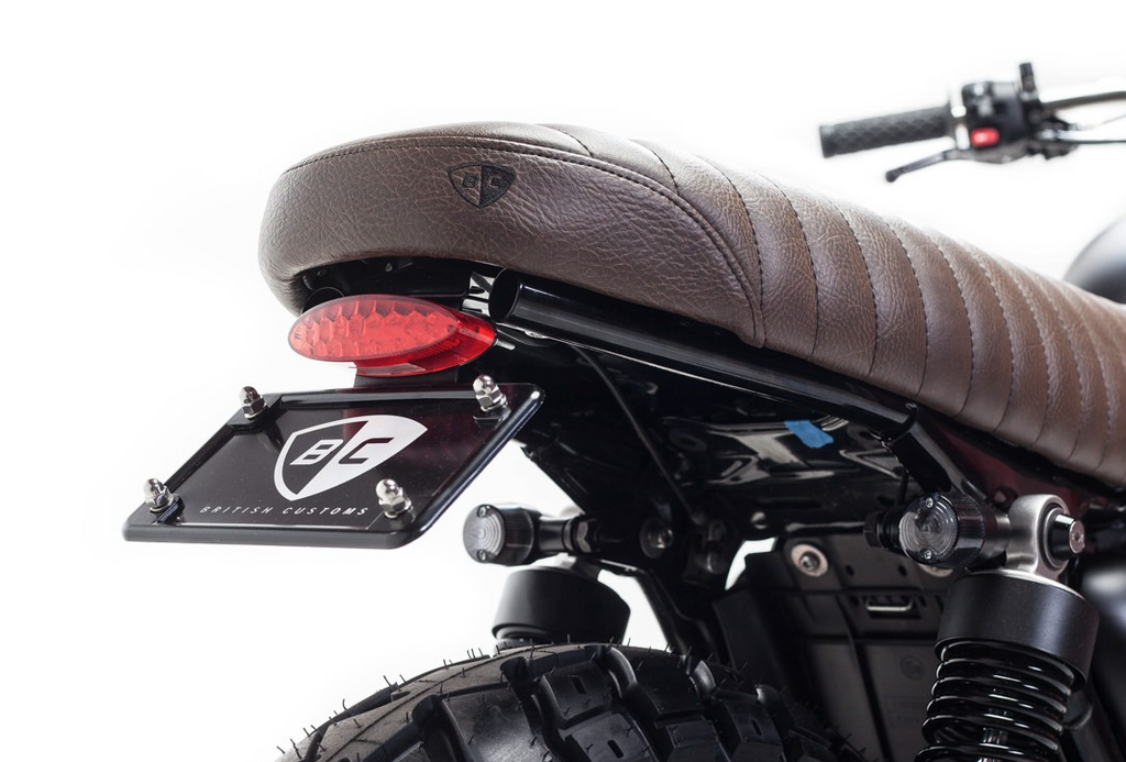 British Customs 2016 + Triumph Cateye fender eliminator kit – Lossa ...